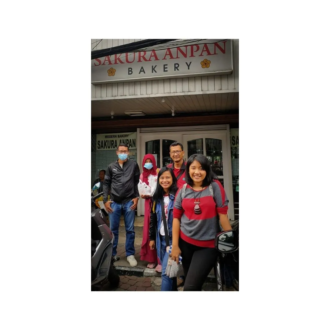 JELAJAH KEDAI ROTI DAN KEDAI ES KRIM LEGENDARIS DI JAKARTA | Culinary ...