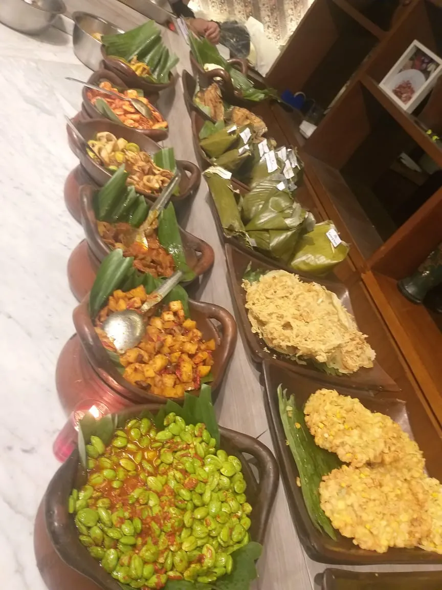 MANYUNG YANG BIKIN MONYONG BIBIR | Culinary | Sonny Wibisono