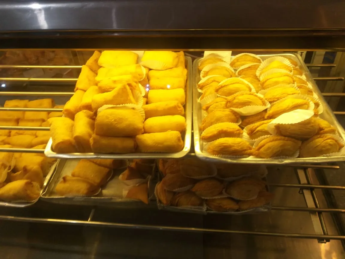 JELAJAH KEDAI ROTI DAN KEDAI ES KRIM LEGENDARIS DI JAKARTA | Culinary ...